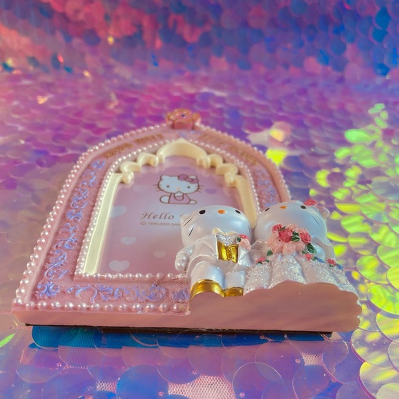 Sanrio | Accents | Sanrio Hello Kitty Dear Daniel Wedding Chapel ...